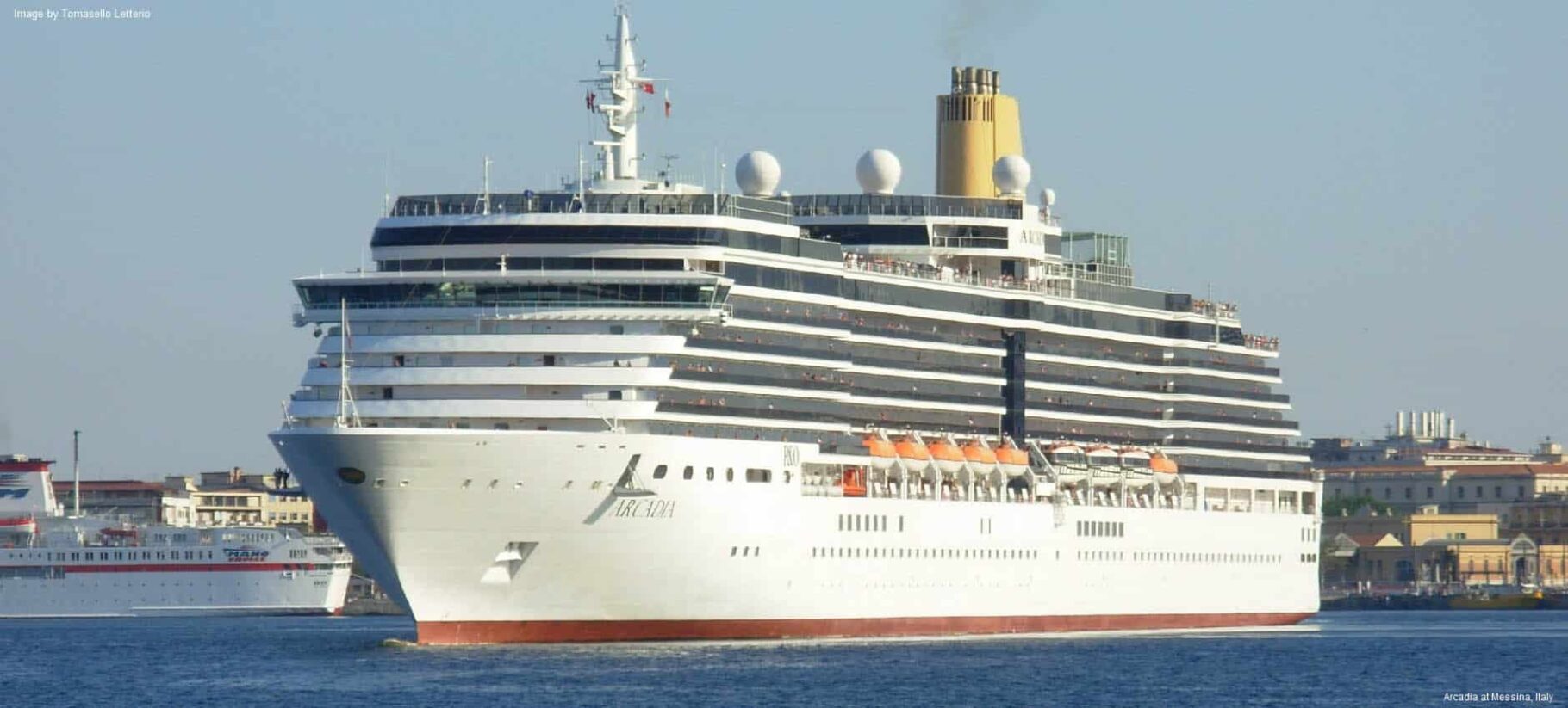 Arcadia - Cruise Passenger