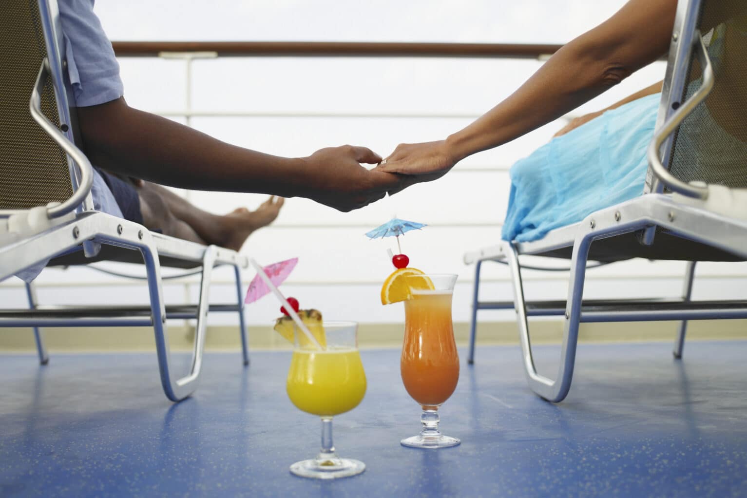 Dating On Cruise Ships: An Expert Guide