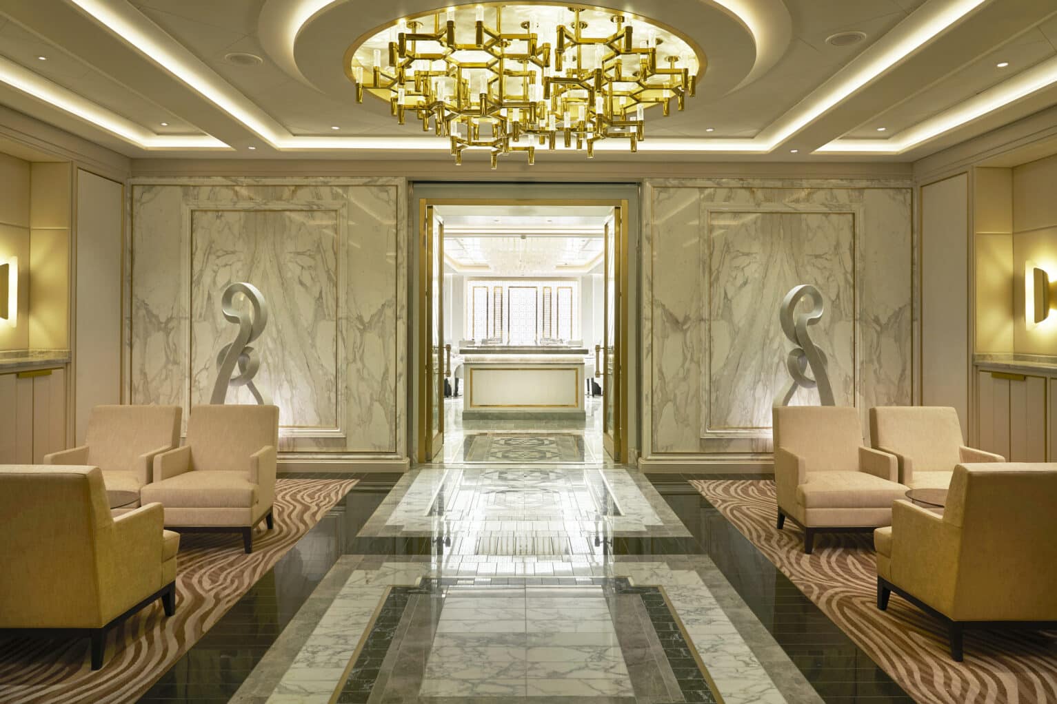 Video: The $16,000 Pp Per Night Suite On RSS Splendor - Cruise Passenger