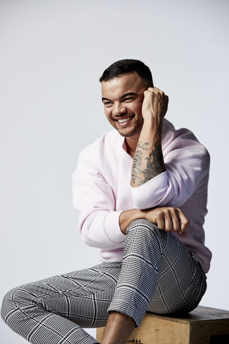 Watch singing sensation Guy Sebastian in magical Uluru with Imagine ...