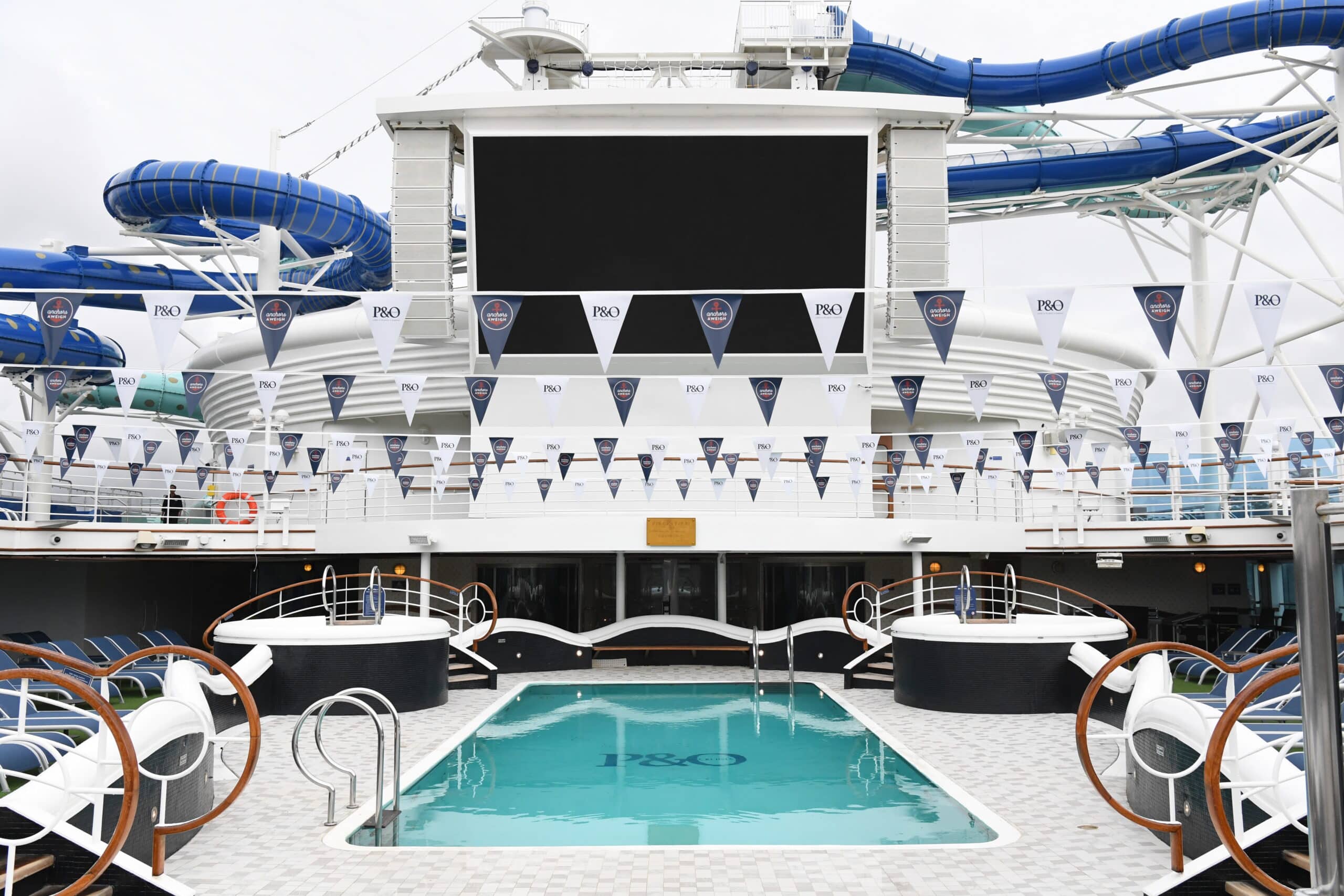 VIDEO: Onboard the Pacific Adventure with Luke Mangan making his famous ...