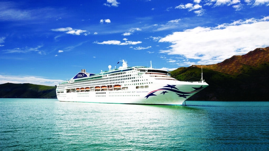 Dramatic Footage Shows Passenger Getting Airlifted Off Pacific Explorer ...