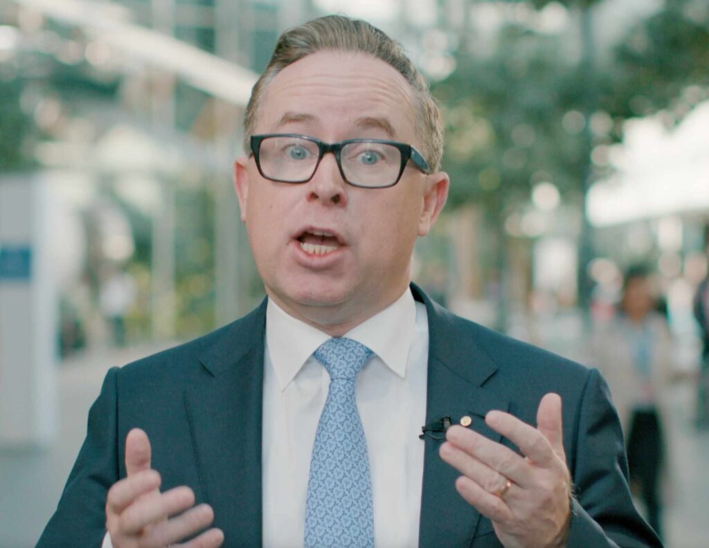 Qantas Boss Alan Joyce Steps Down Early As Controversy Continues