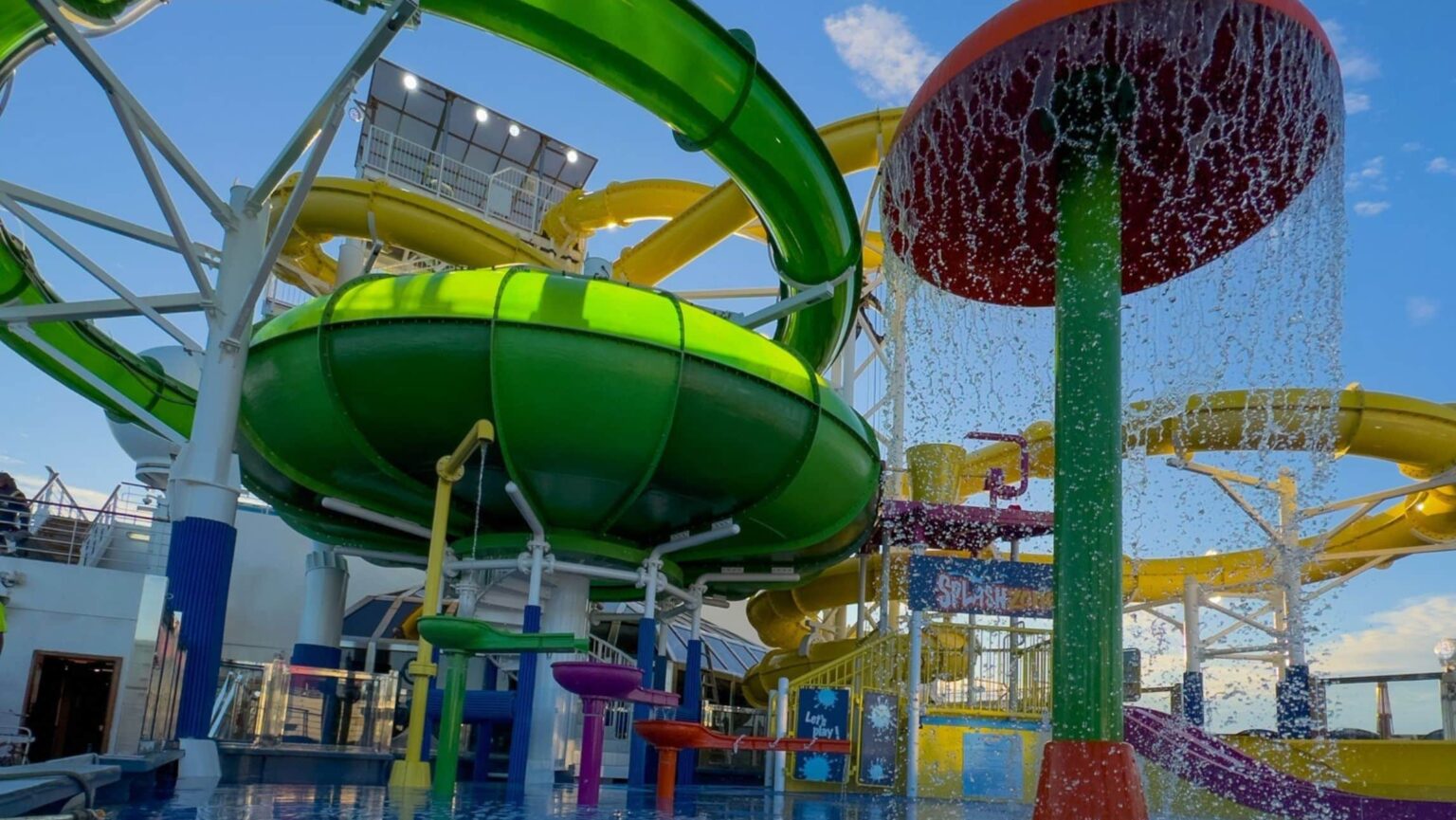 PHOTOS: Inside The Brand New Carnival Splendor - Cruise Passenger