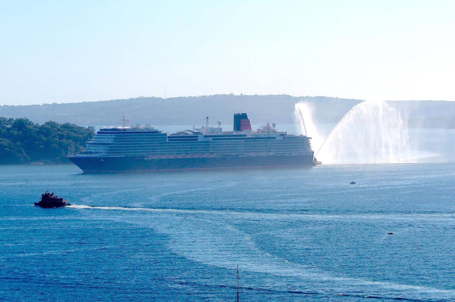 Queen Anne Arrives In Sydney To A Right Royal Welcome And An English ...