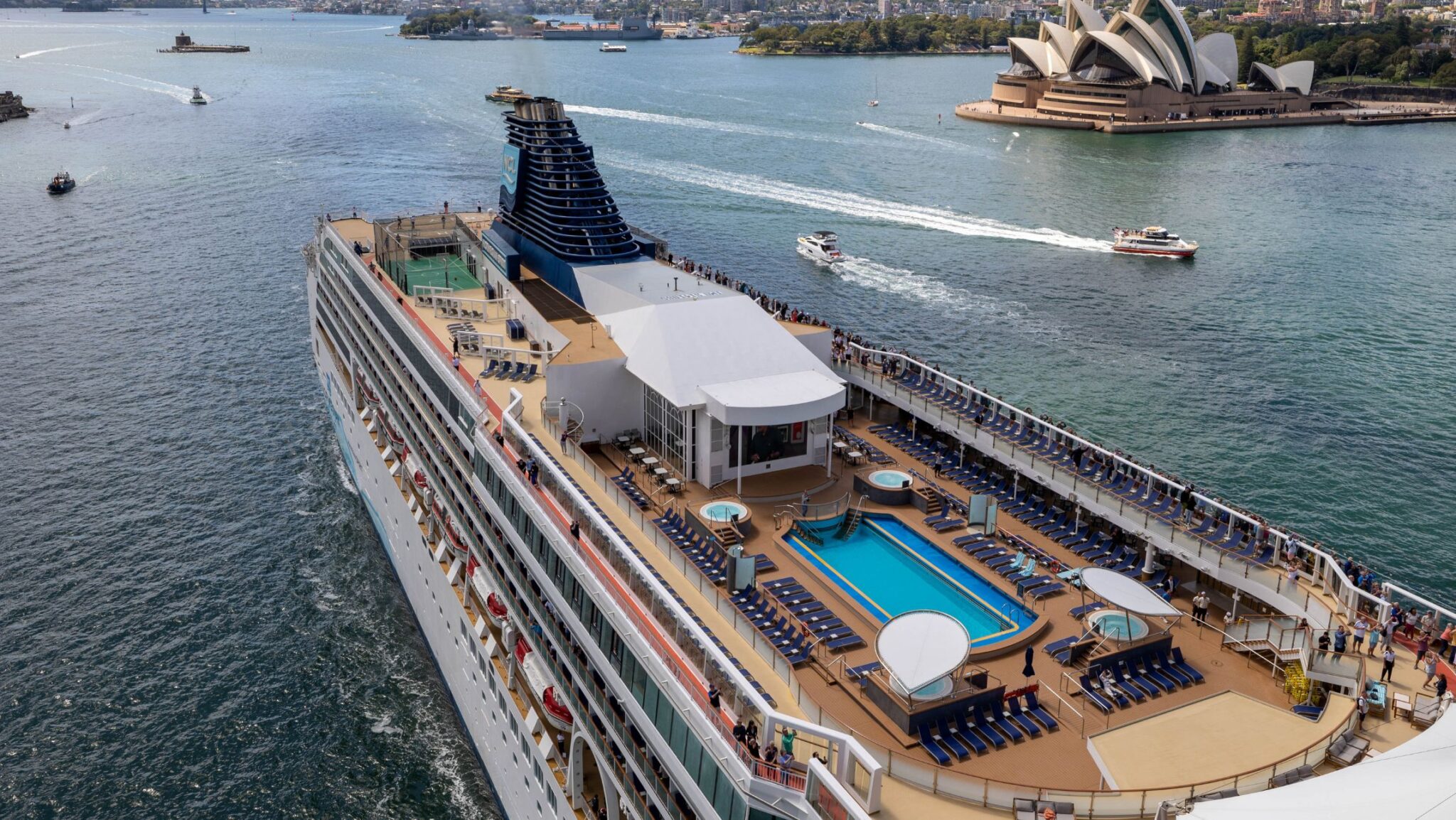 Norwegian Spirit Cruises 2025-27 Schedule, Cabins & Destinations